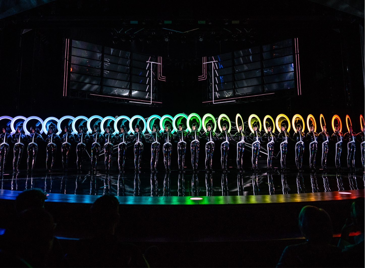 Das Ballett des weltberühmten Friedrichstadt-Palast in Berlin